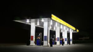 Can You Park At A Gas Station And For How Long? – Car Horizon